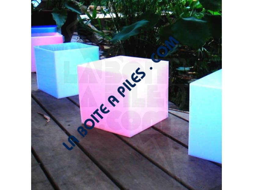 CUBES LUMINEUX LED 30 X 30 CM NIRVANA Decorations Exterieur NOEL 2021